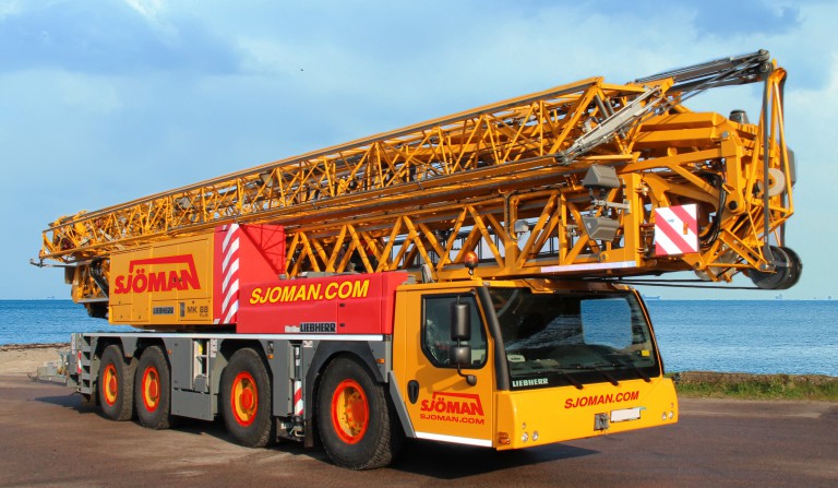 UUTUUS Mobiilialustainen Torninosturi Liebherr MK 88 Plus Sj man uutuus-mobiilialustainen-torninosturi-liebherr-mk-88-plus-sj-man